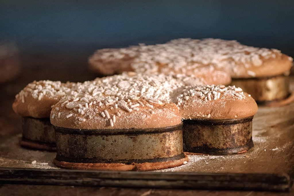 The Origins of Italian Easter Dove Cake – Pinocchio's Pantry ...